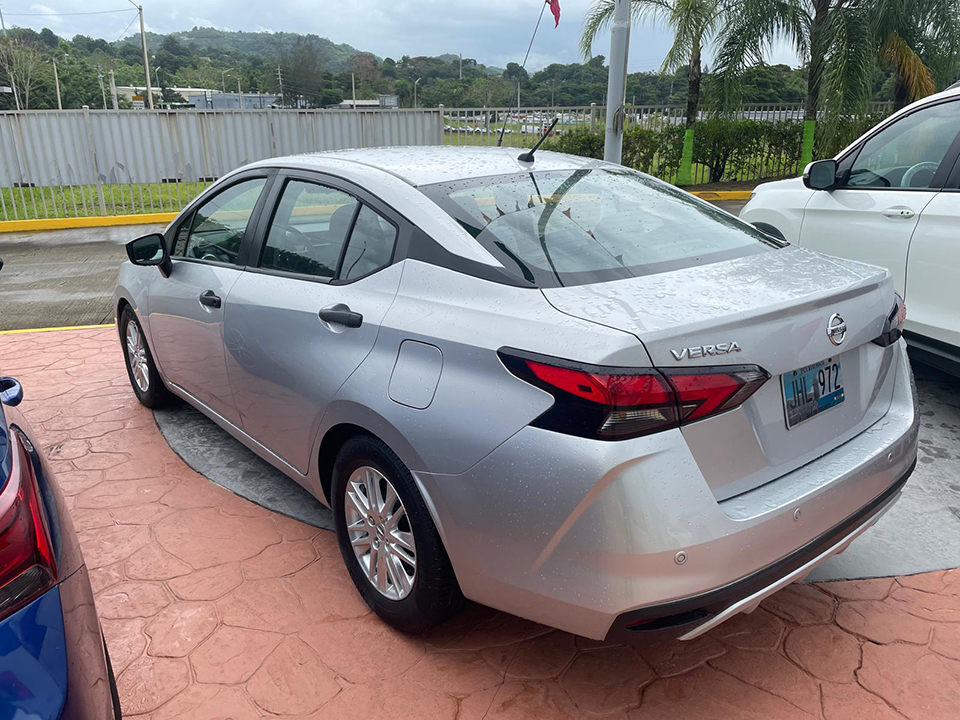 Nissan Versa 2020 – Coop Rincón
